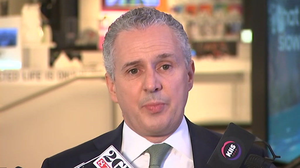 Telstra CEO Andy Penn announces 8,000 jobs will go - ABC News