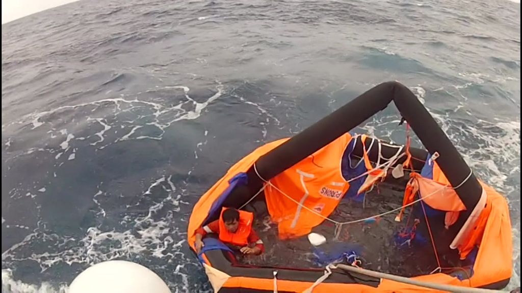 Japanese authorities find empty lifeboat in search for missing Gulf ...