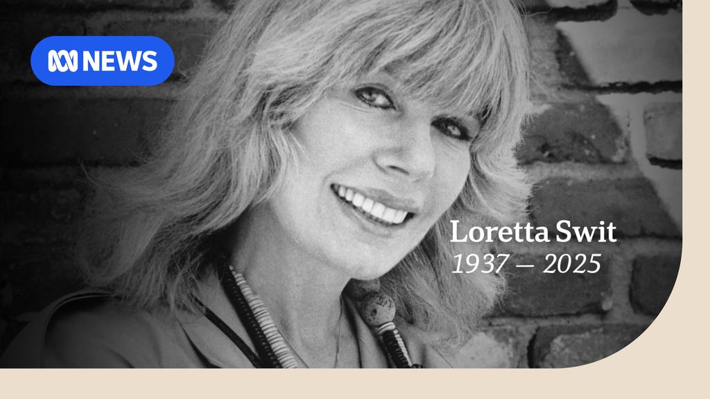 M*A*S*H actor Loretta Swit has died, aged 87 - ABC News