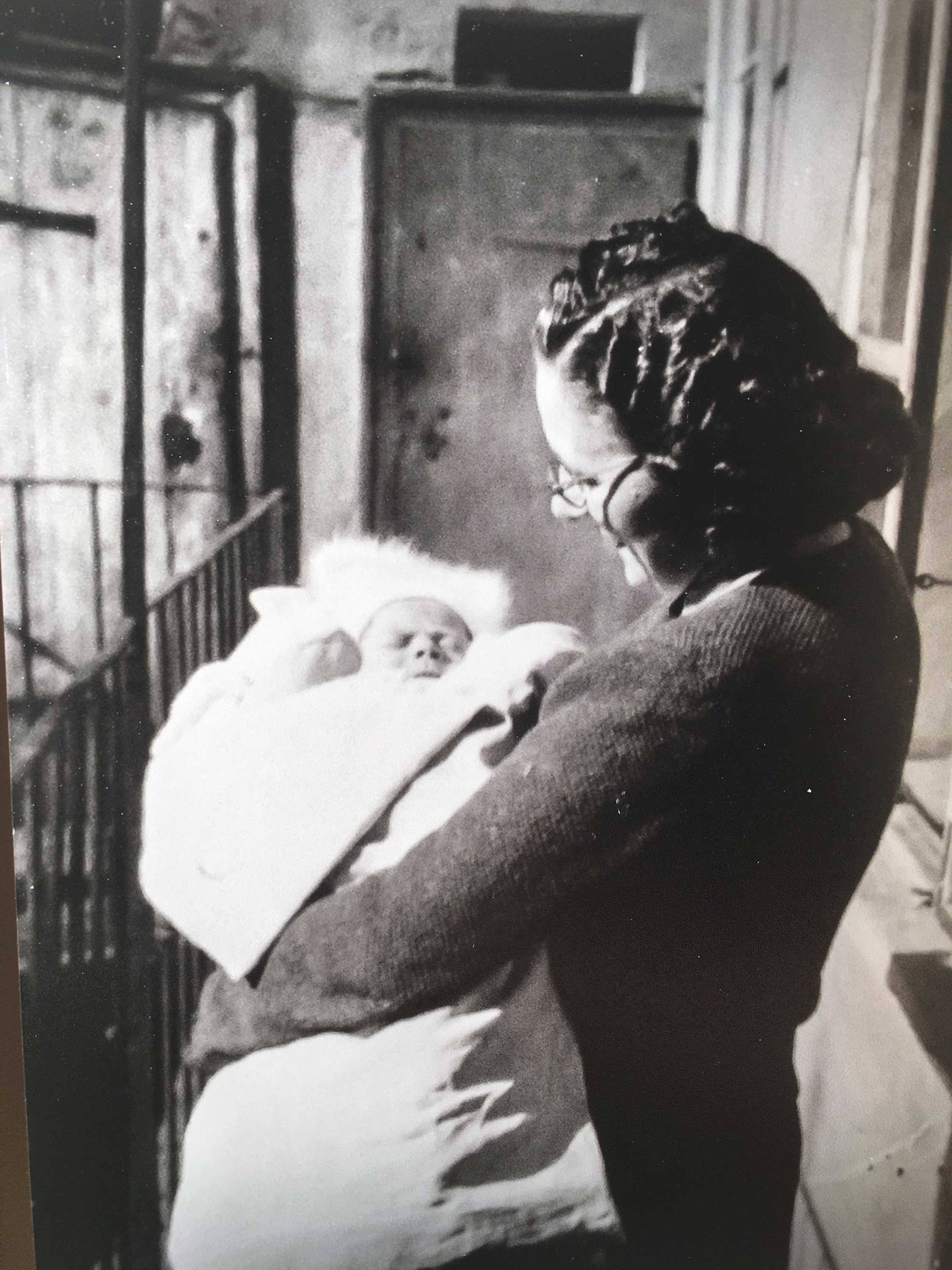 Holocaust survivor Eva Temple was months old when she was sent to a ...