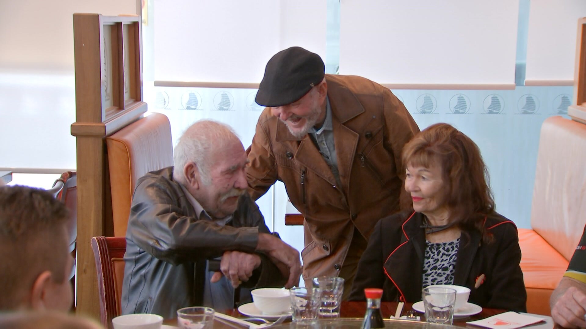 Jack Karlson and Stoll Watt share lunch - ABC News