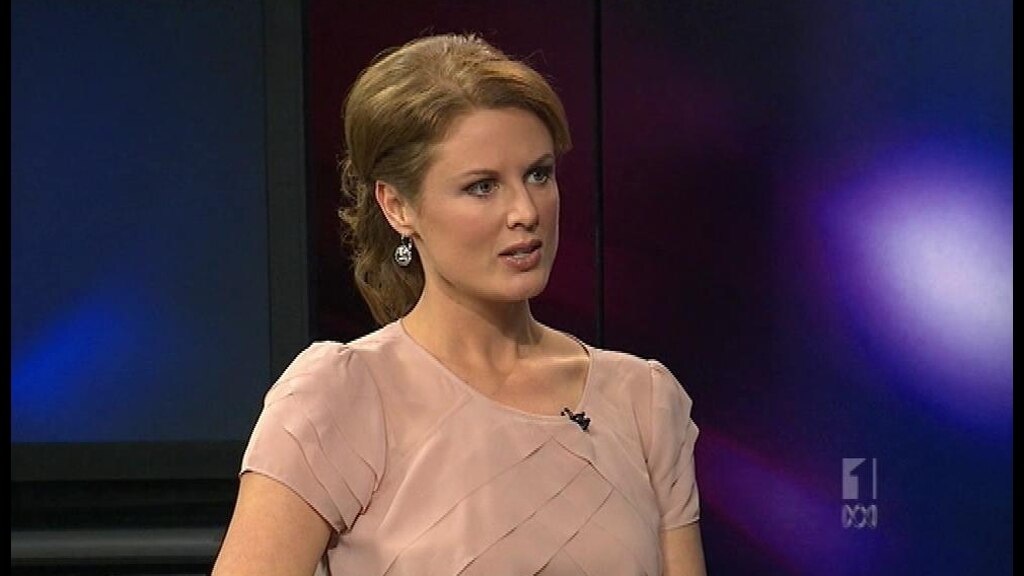 Baillieu government urged to 'right a wrong' - ABC News