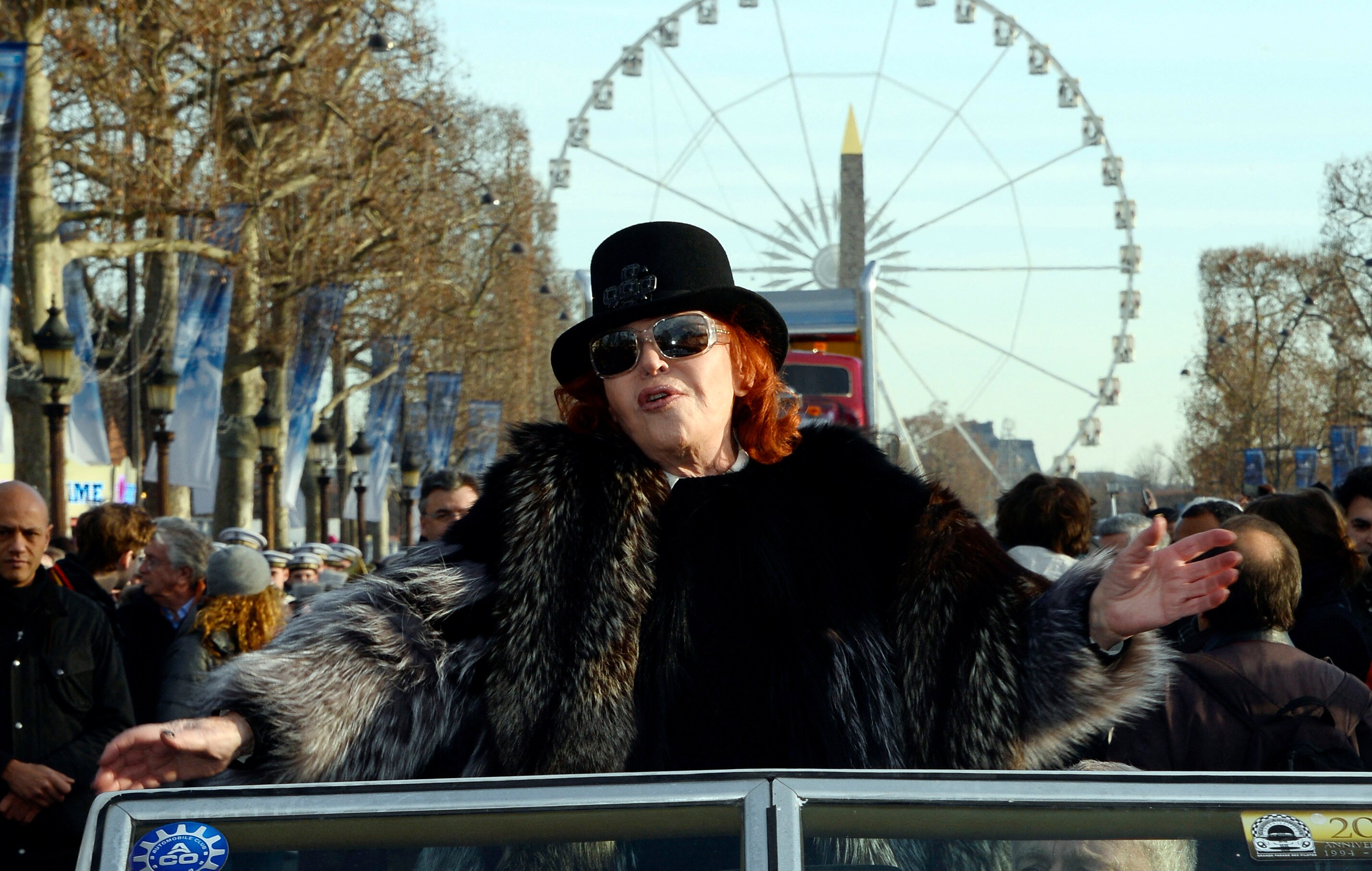 Regine, singer and disco pioneer who oversaw nightclub empire dies ...