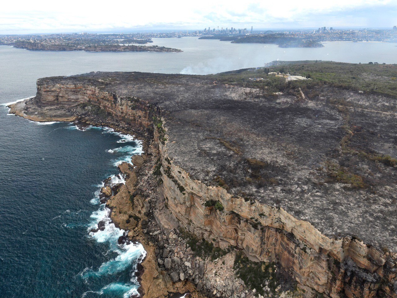 Sydney news: First photographs show extent of North Head bushfire ...