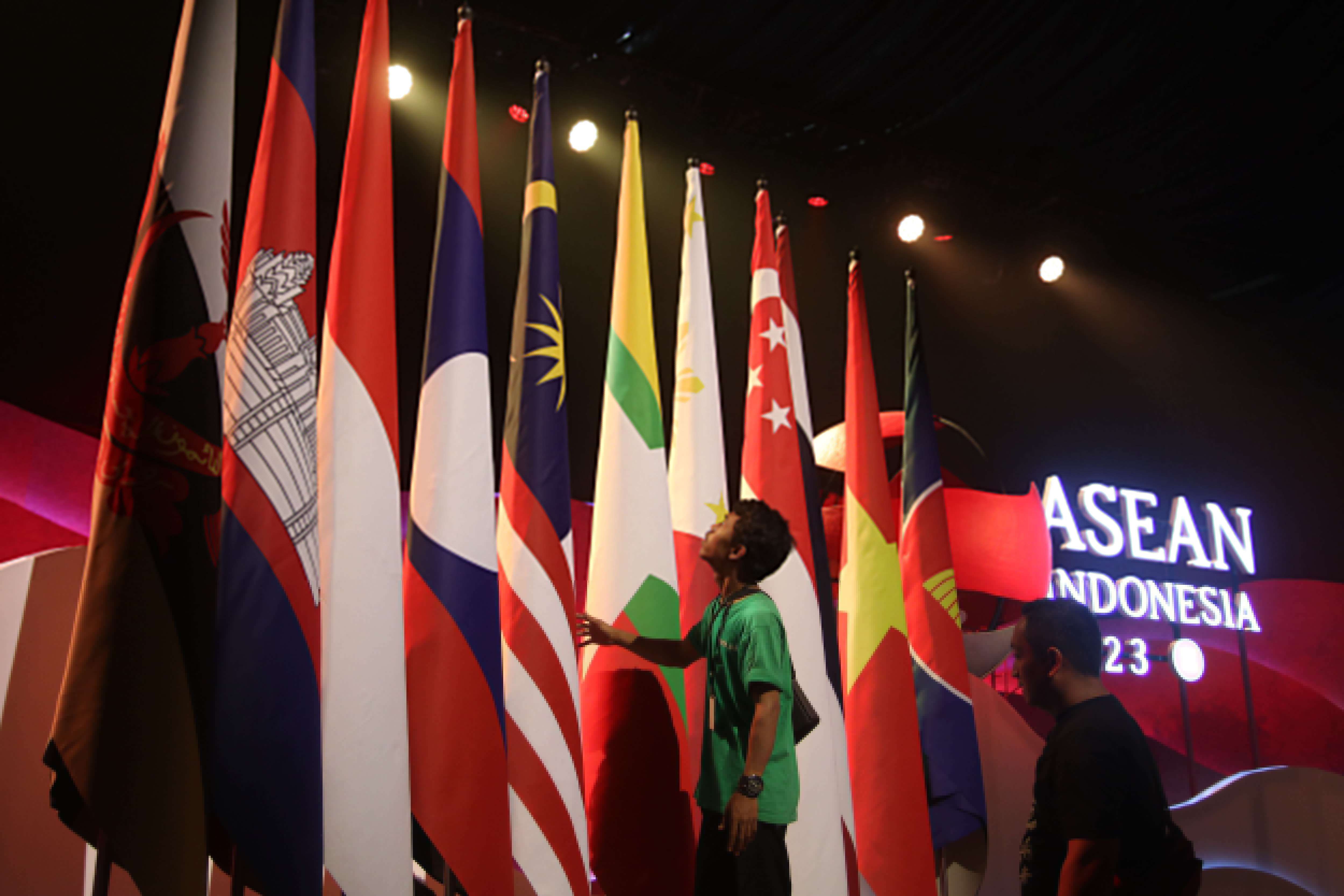 Albanese sends important diplomatic message at ASEAN - ABC listen
