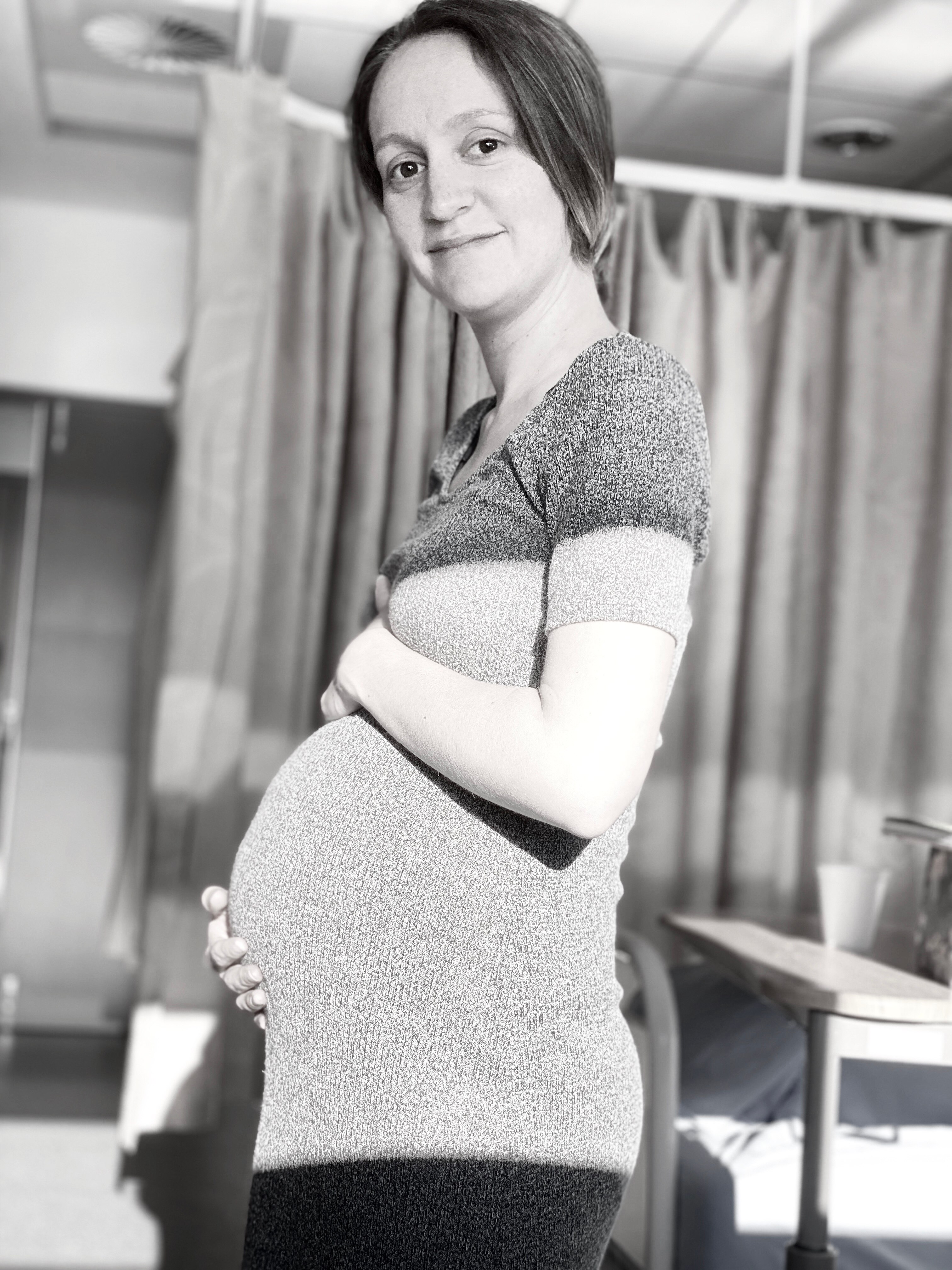 High-risk pregnancies treated at home to minimise COVID-19 exposure ...
