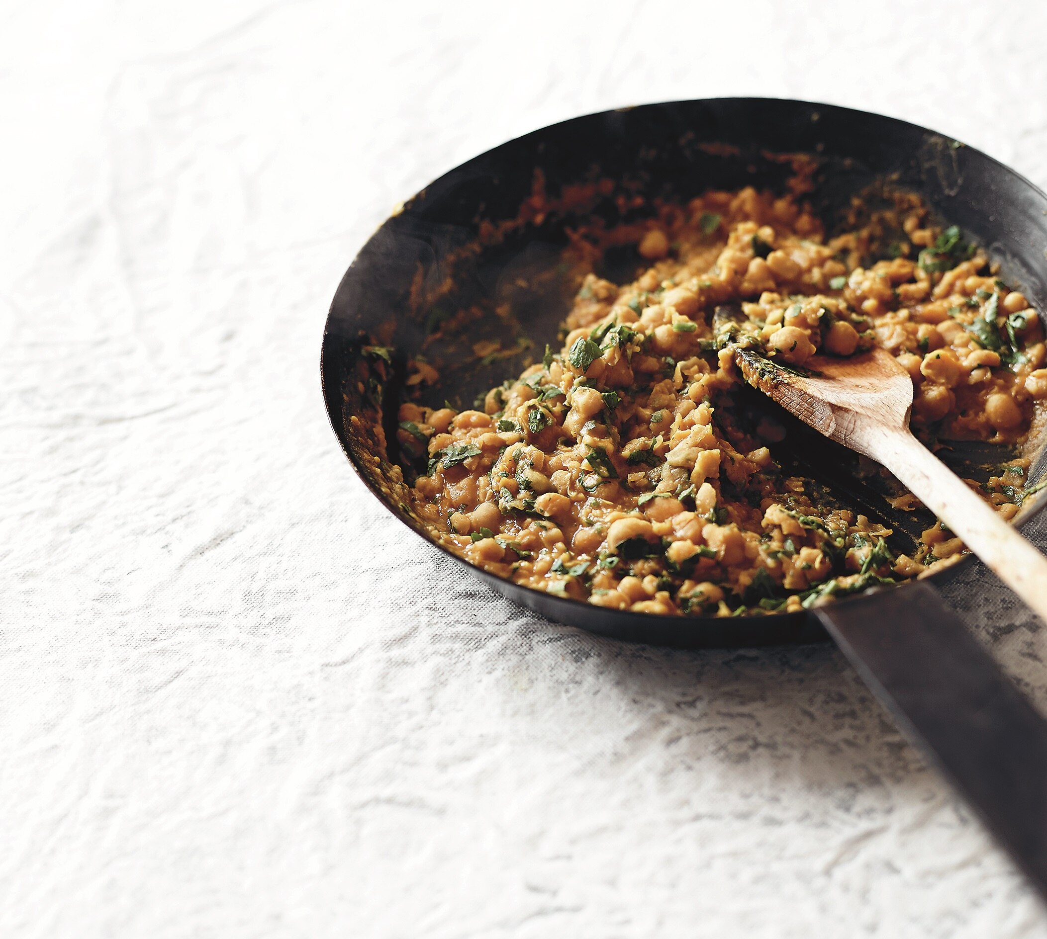 Recipe: Scrambled chickpea breakfast burrito - ABC News