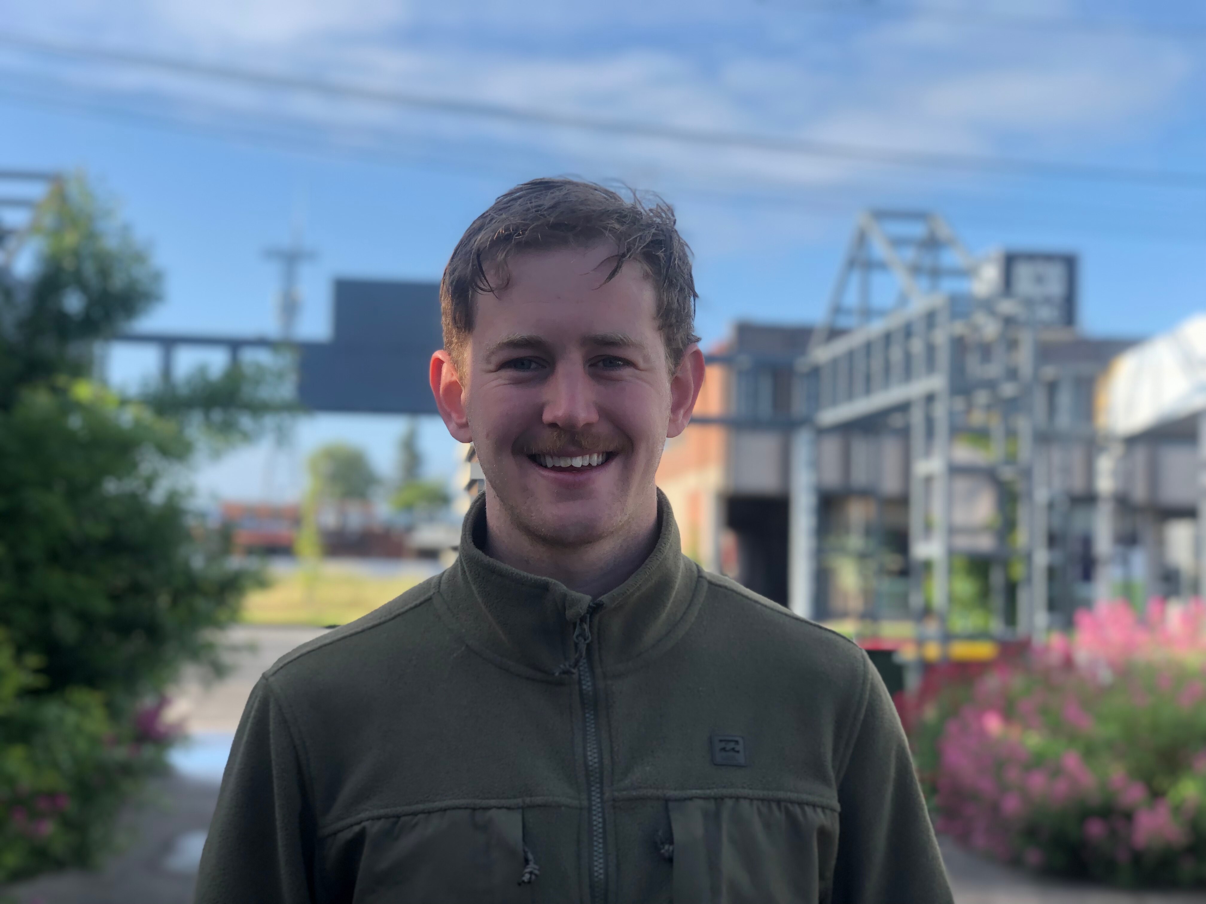 Horsham Adventurer Tom Dunn battles injury - ABC listen