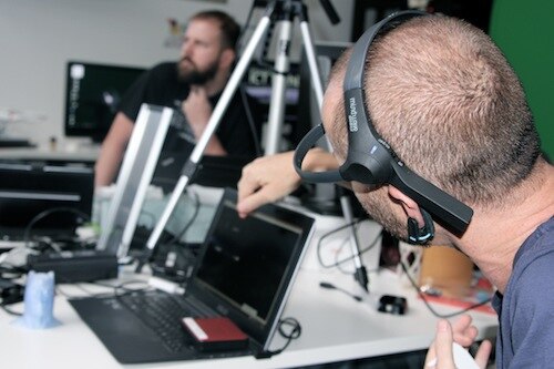 Brainwave-reading headset allows people to move objects with their ...