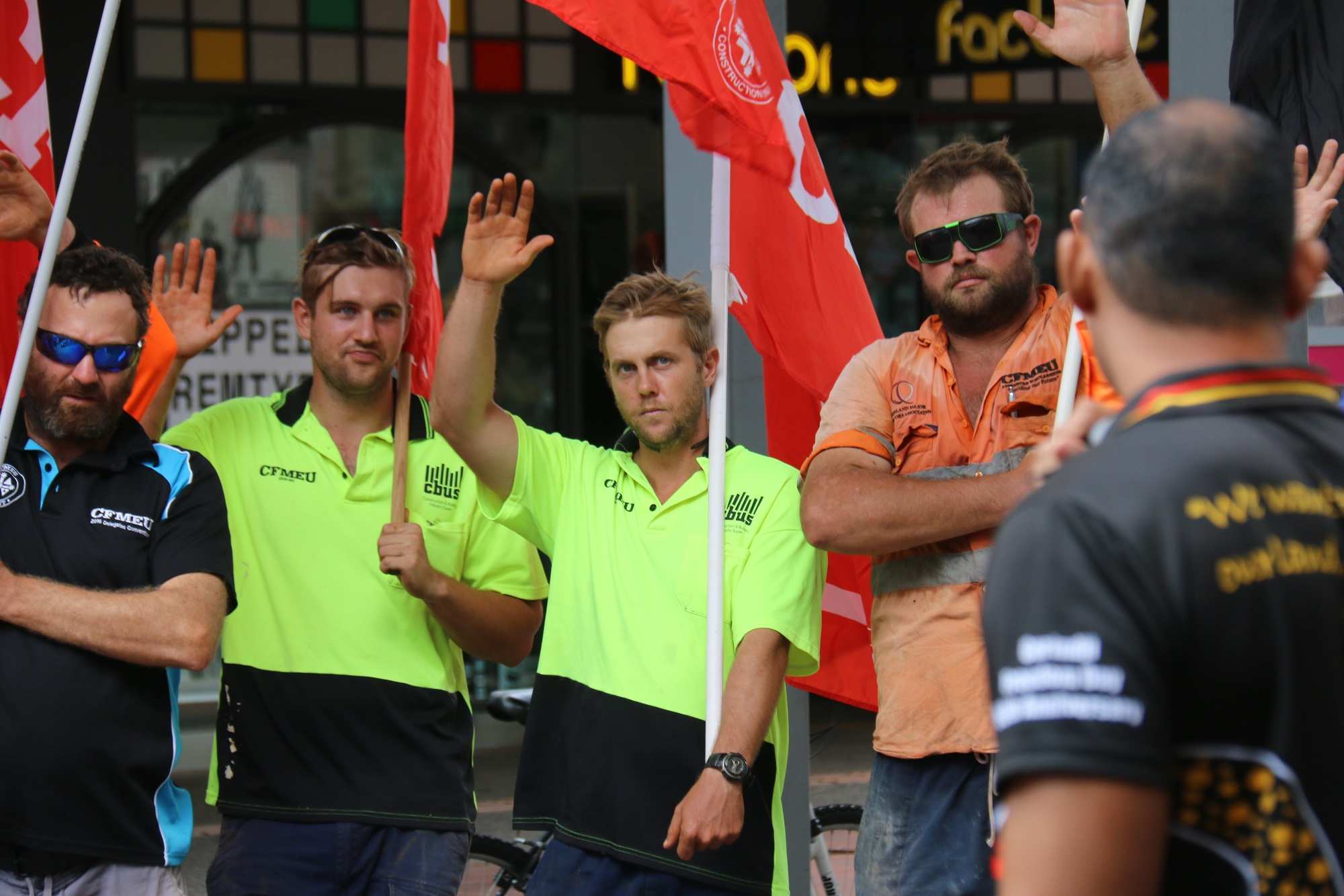Union rallies against NT WorkSafe over alleged failure to investigate ...