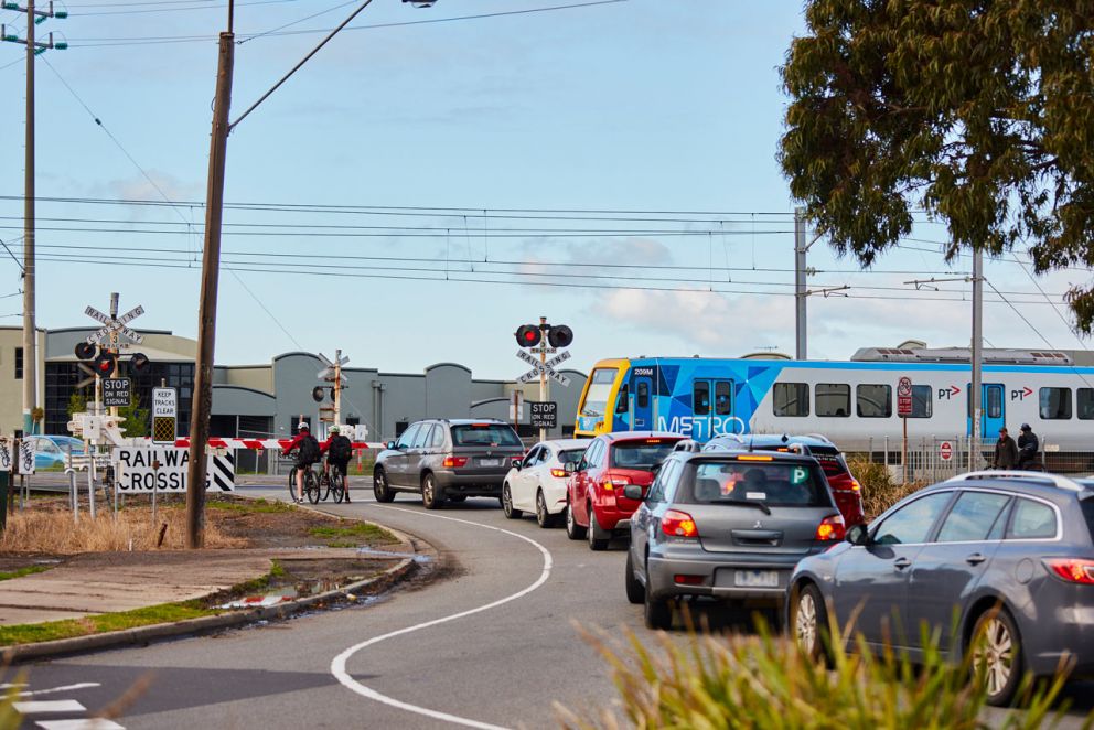 Newport locals slam level crossing removal plan at Champion Rd - ABC listen