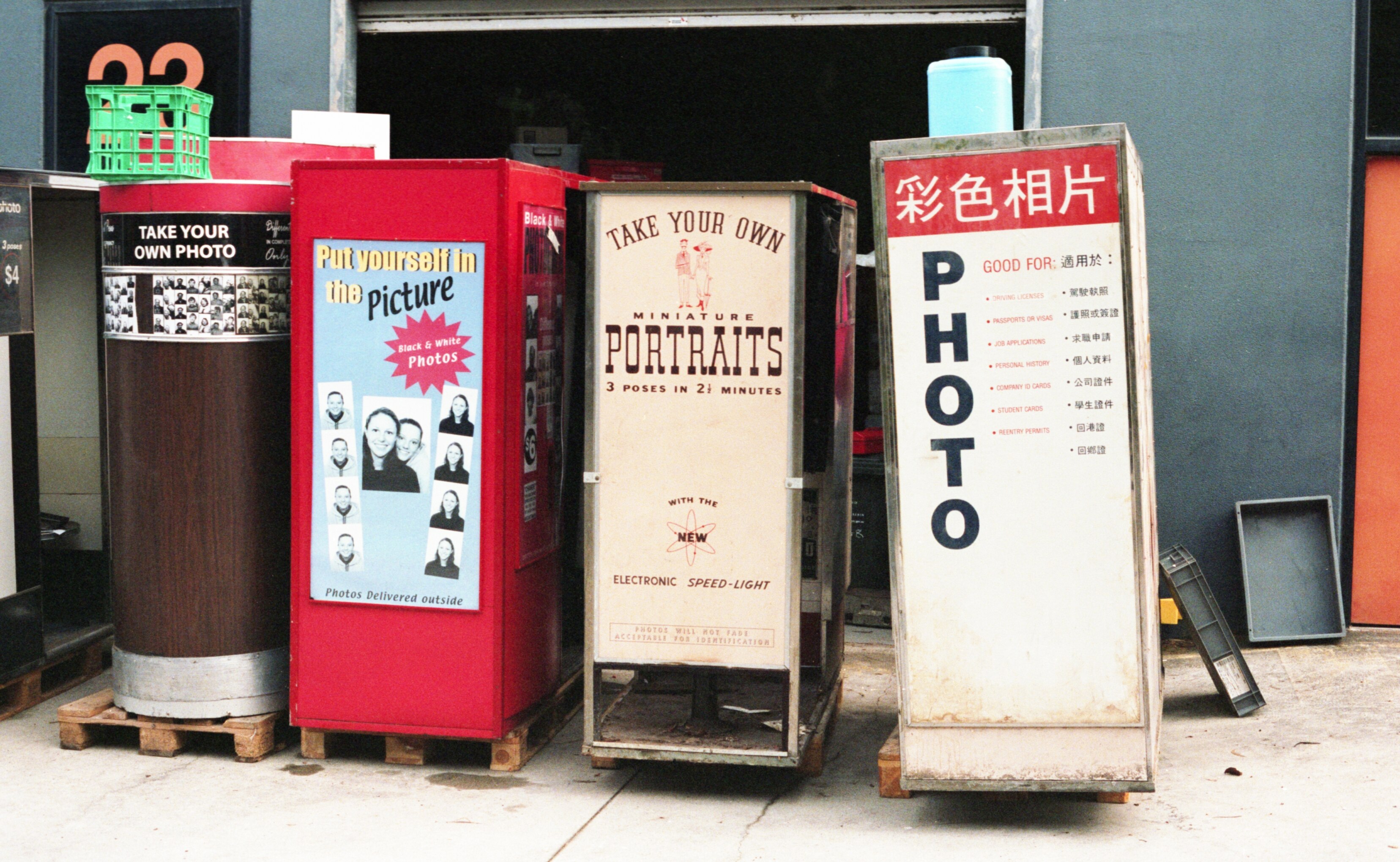 Alan has been running Melbourne photo booths for 50 years. Now he's ...