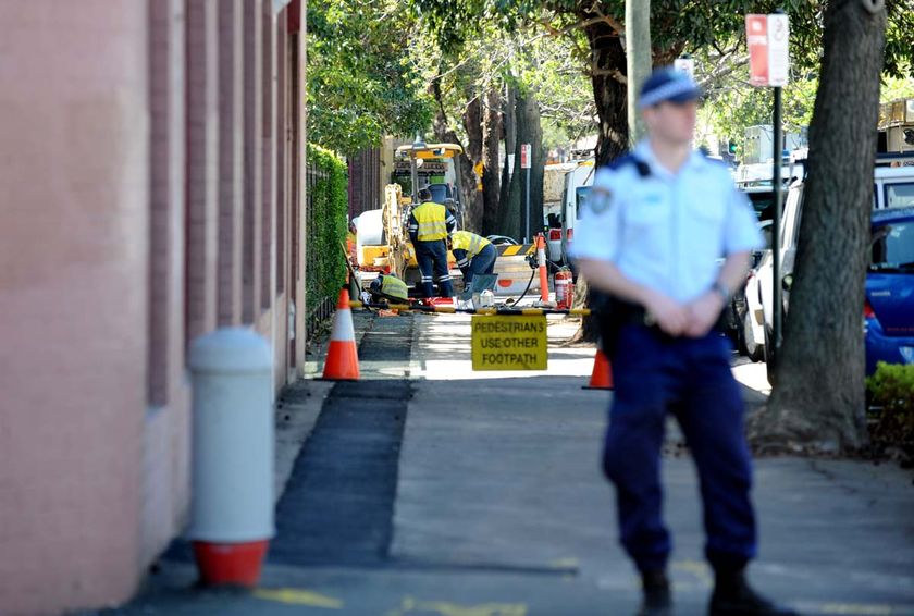 Hundreds moved after gas main rupture - ABC News