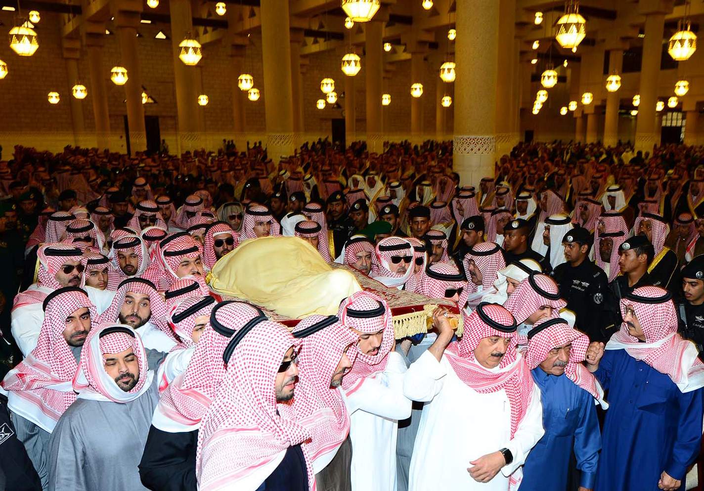 Saudi Arabia's King Abdullah farewelled in simple burial in unmarked ...