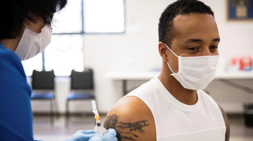 "We have to live with a certain amount of death": US health expert ...