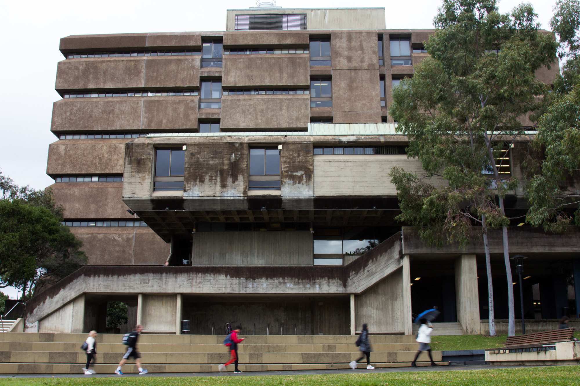 Brutalist-style School of Molecular Bioscience at USYD heritage-listed ...