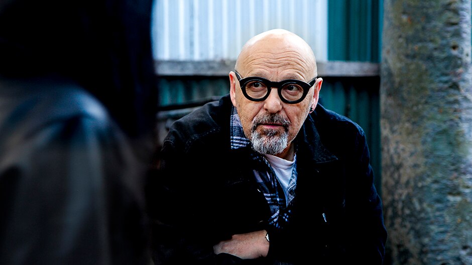 An old punk talks to a young punk - ABC News