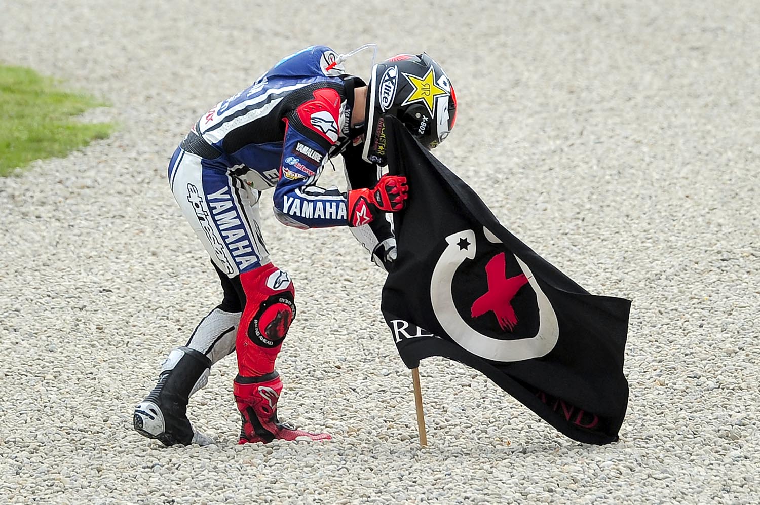 Lorenzo boosts title bid with win - ABC News
