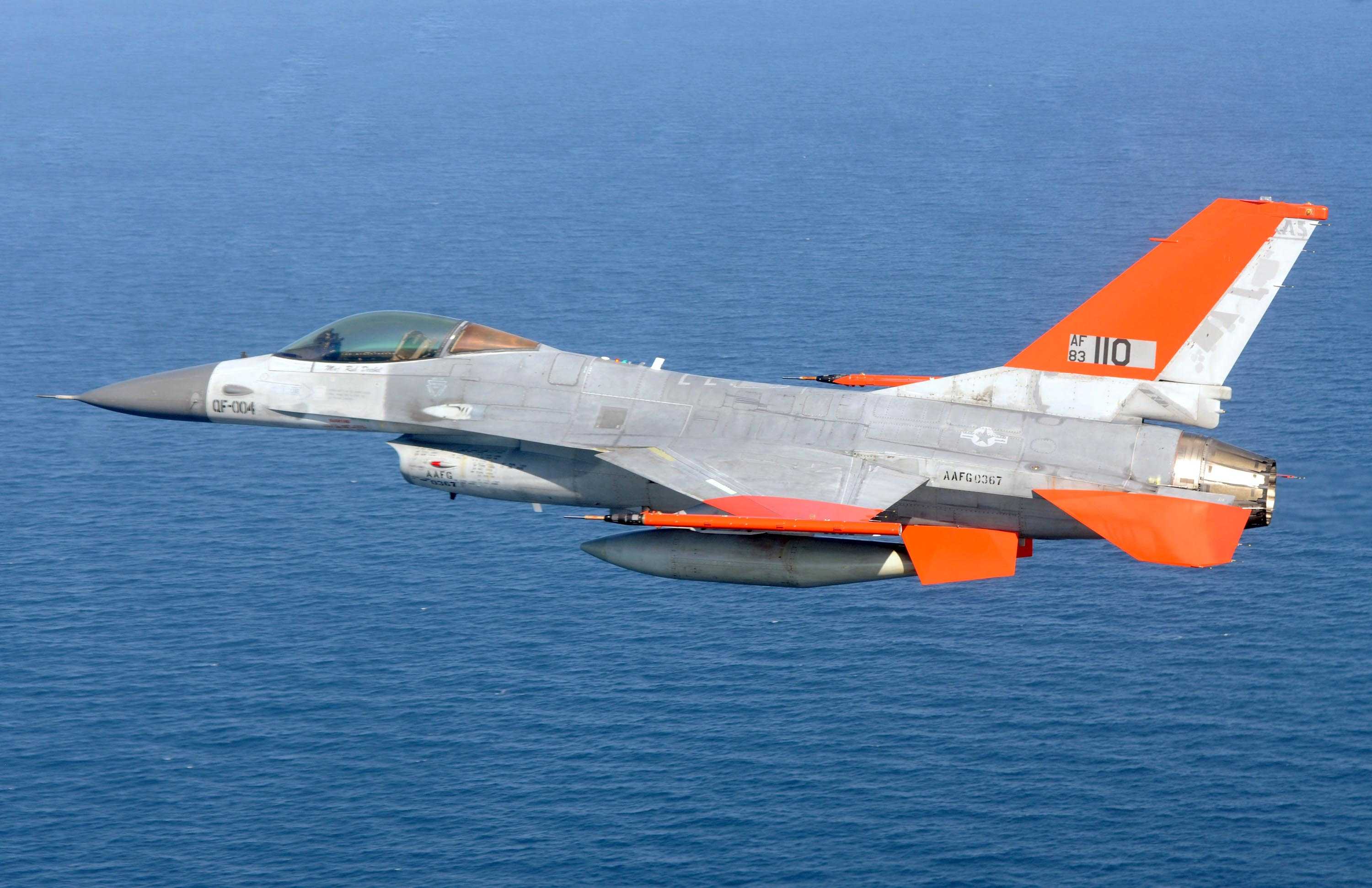 US Air Force successfully flies unmanned F-16, says robotic planes will ...
