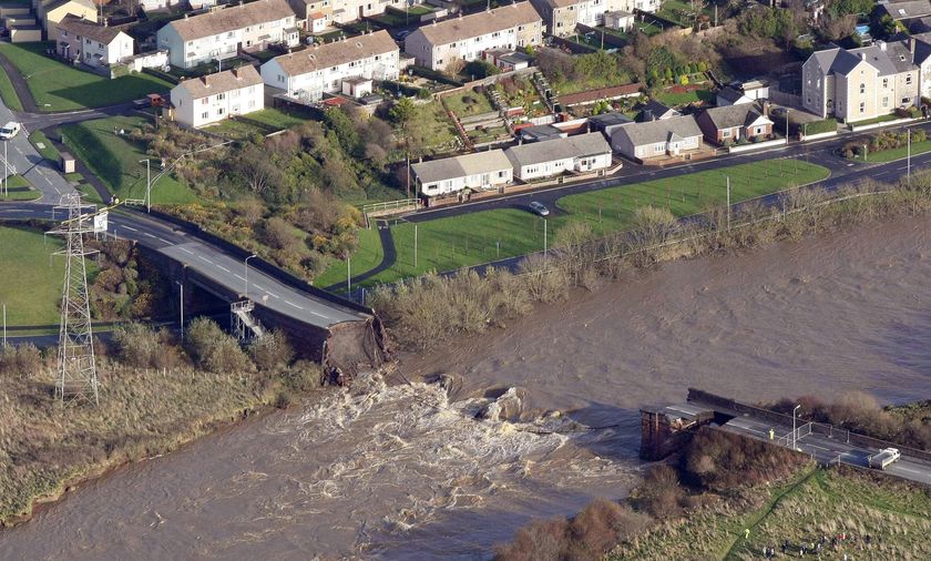 Bridges at risk amid British floods - ABC News
