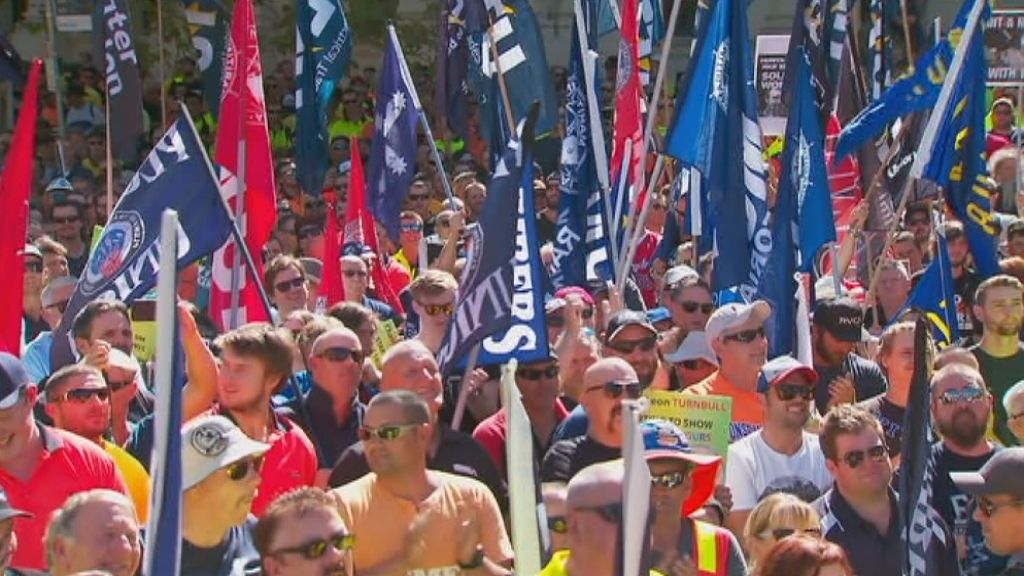 Union members march through Melbourne to the sounds of AC/DC - ABC News