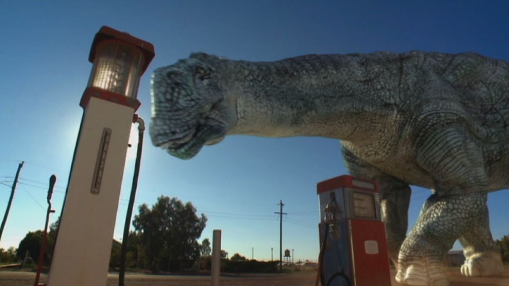 Australia's largest discovered dinosaur, a Titanosaur called Cooper, to ...