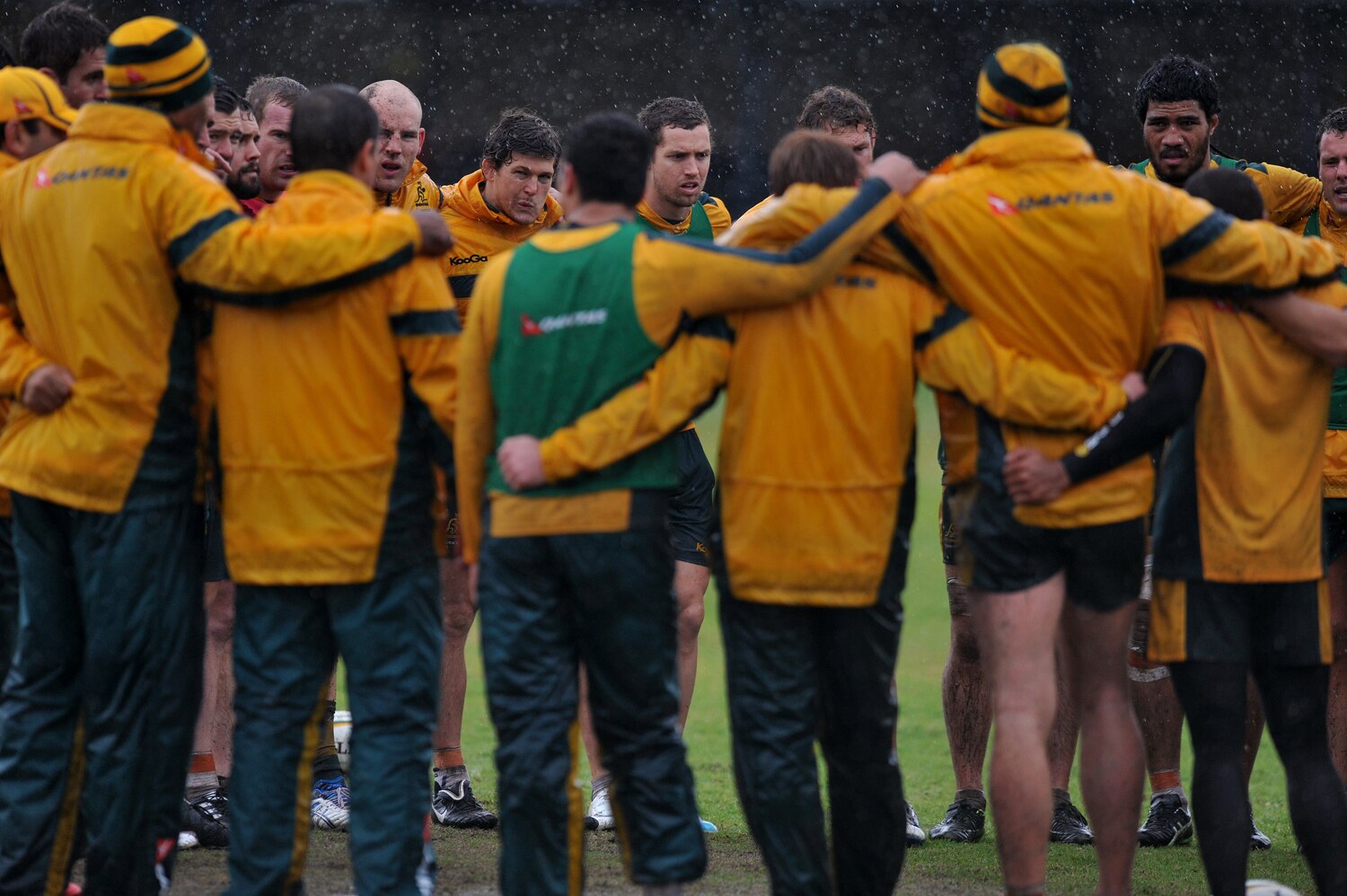 Memorial service for rugby great John Hipwell - ABC News