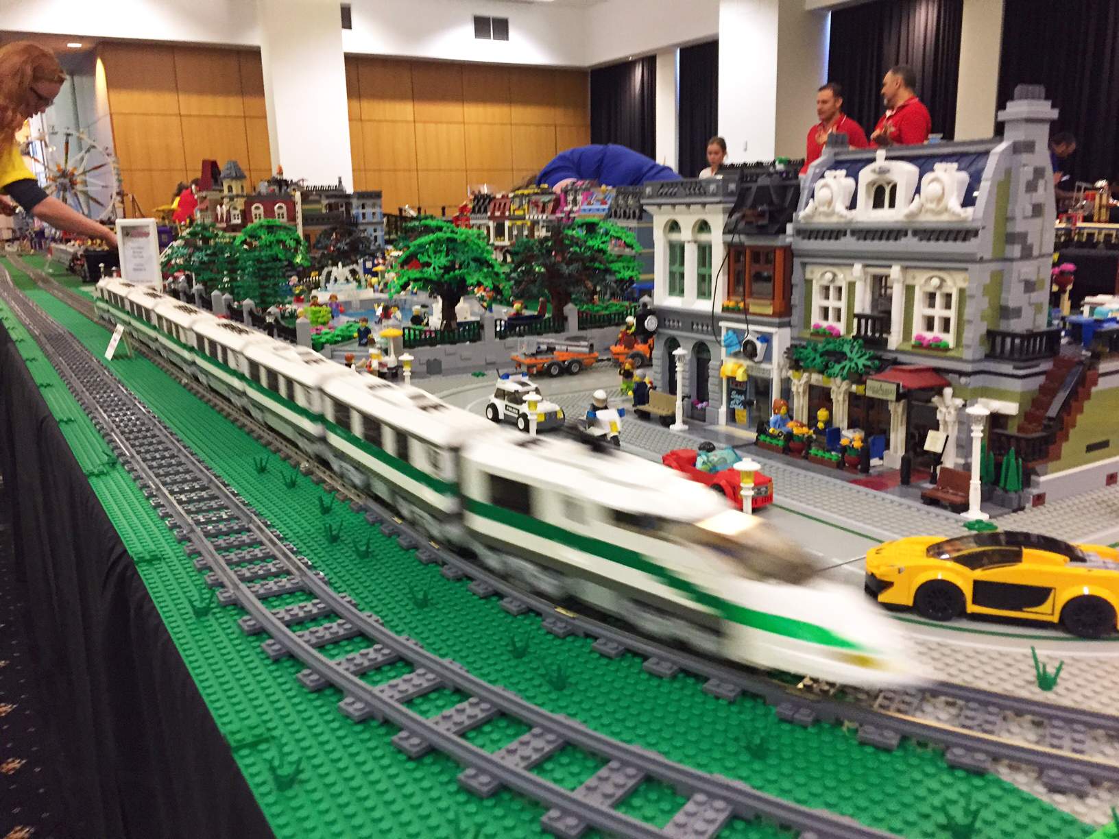 Lego lovers converge on Canberra for annual Brick Expo - ABC News