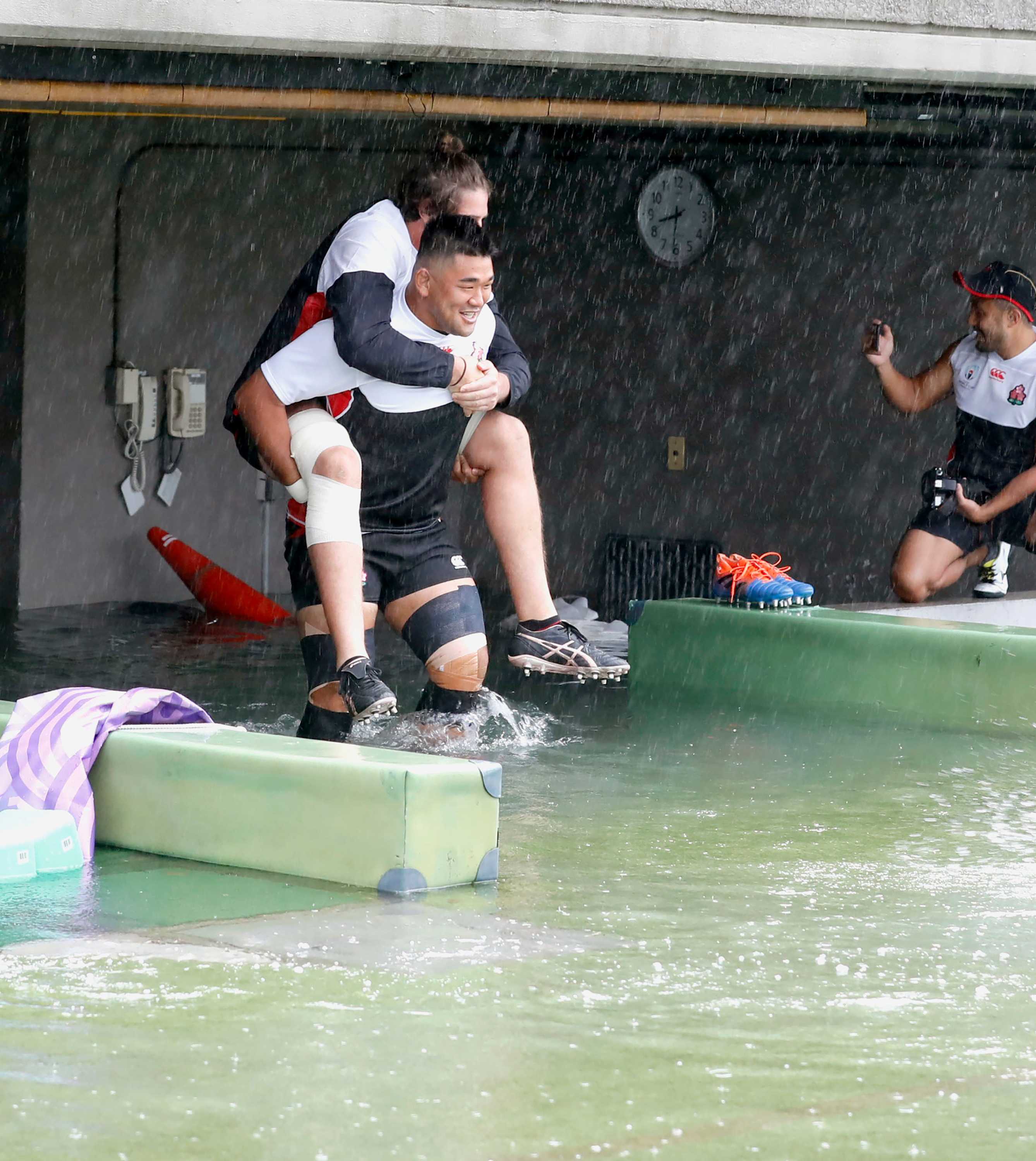 Typhoon Hagibis: Japan-Scotland Rugby World Cup game to go ahead ...