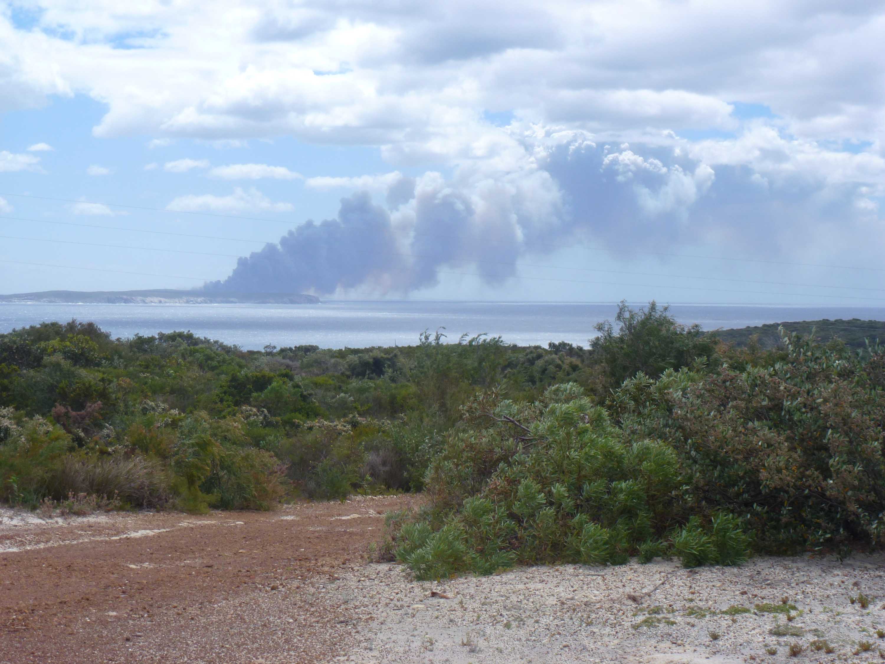 Fire burning on the south coast downgraded - ABC News