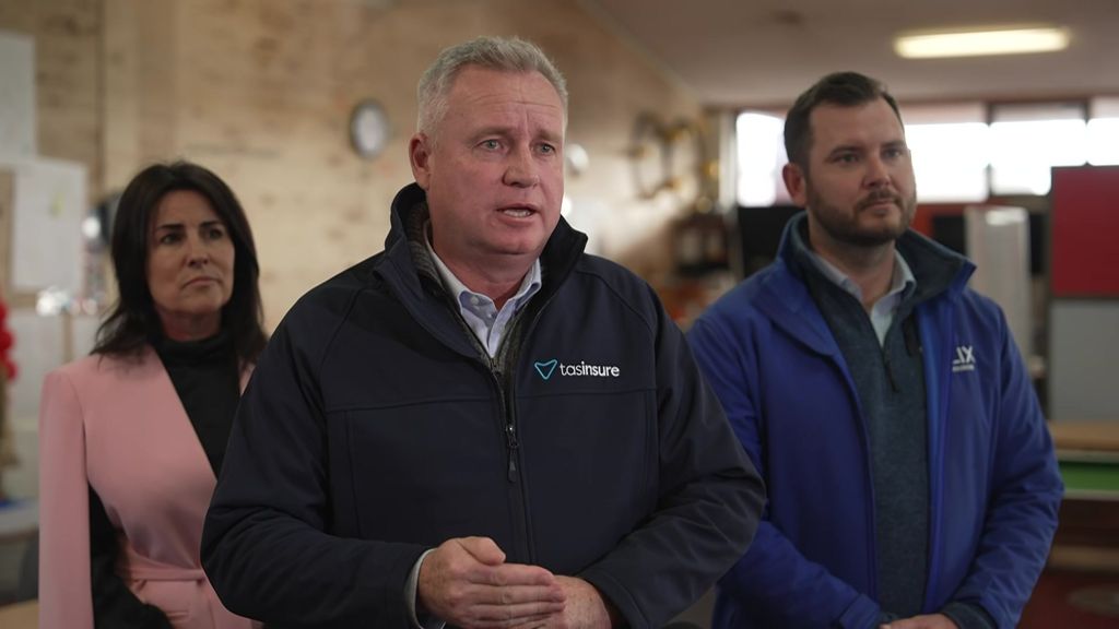 Liberals, Labor reaction to RTI document accidently release - ABC News