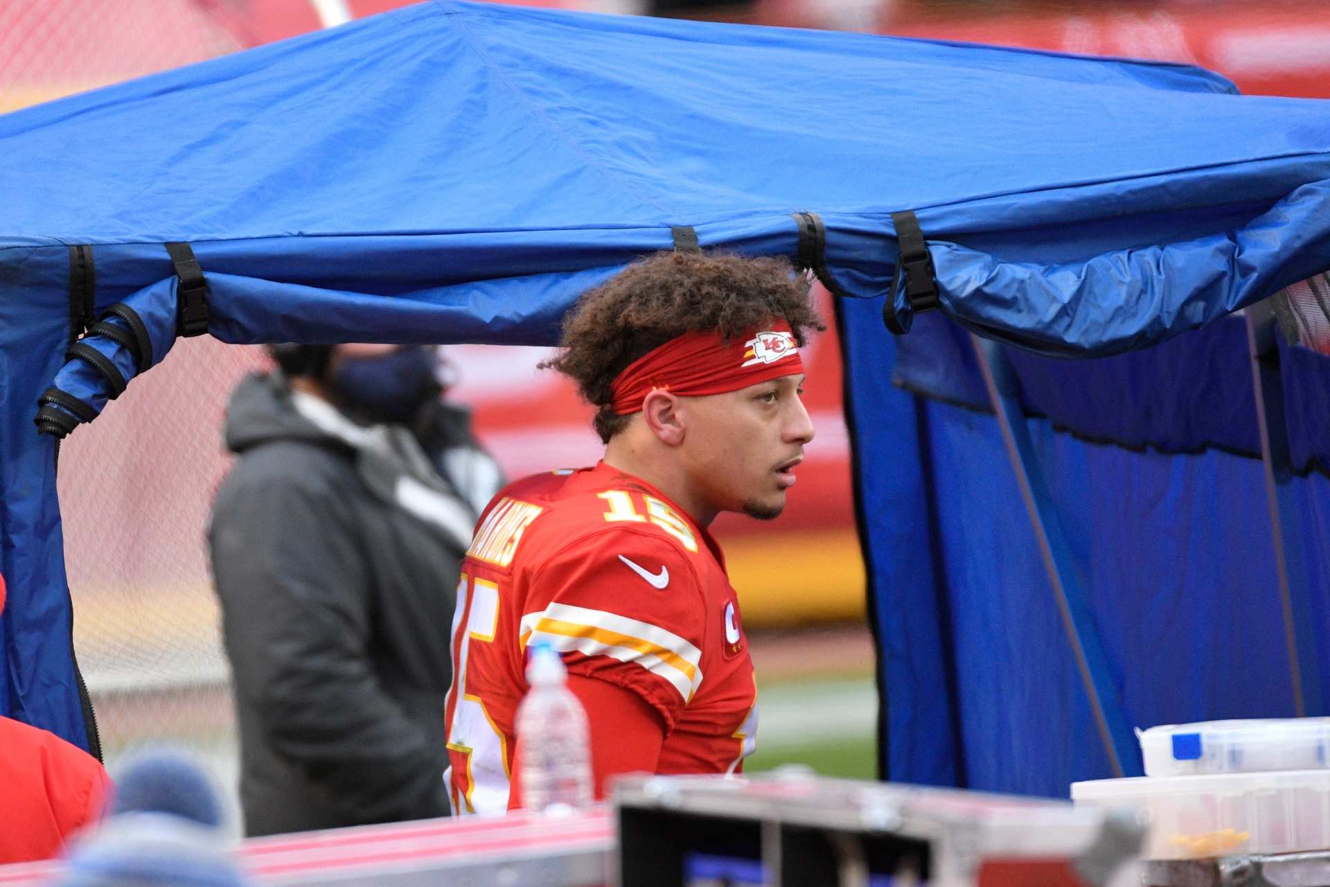 Patrick Mahomes concussed as Chiefs and Buccaneers reach NFL conference ...