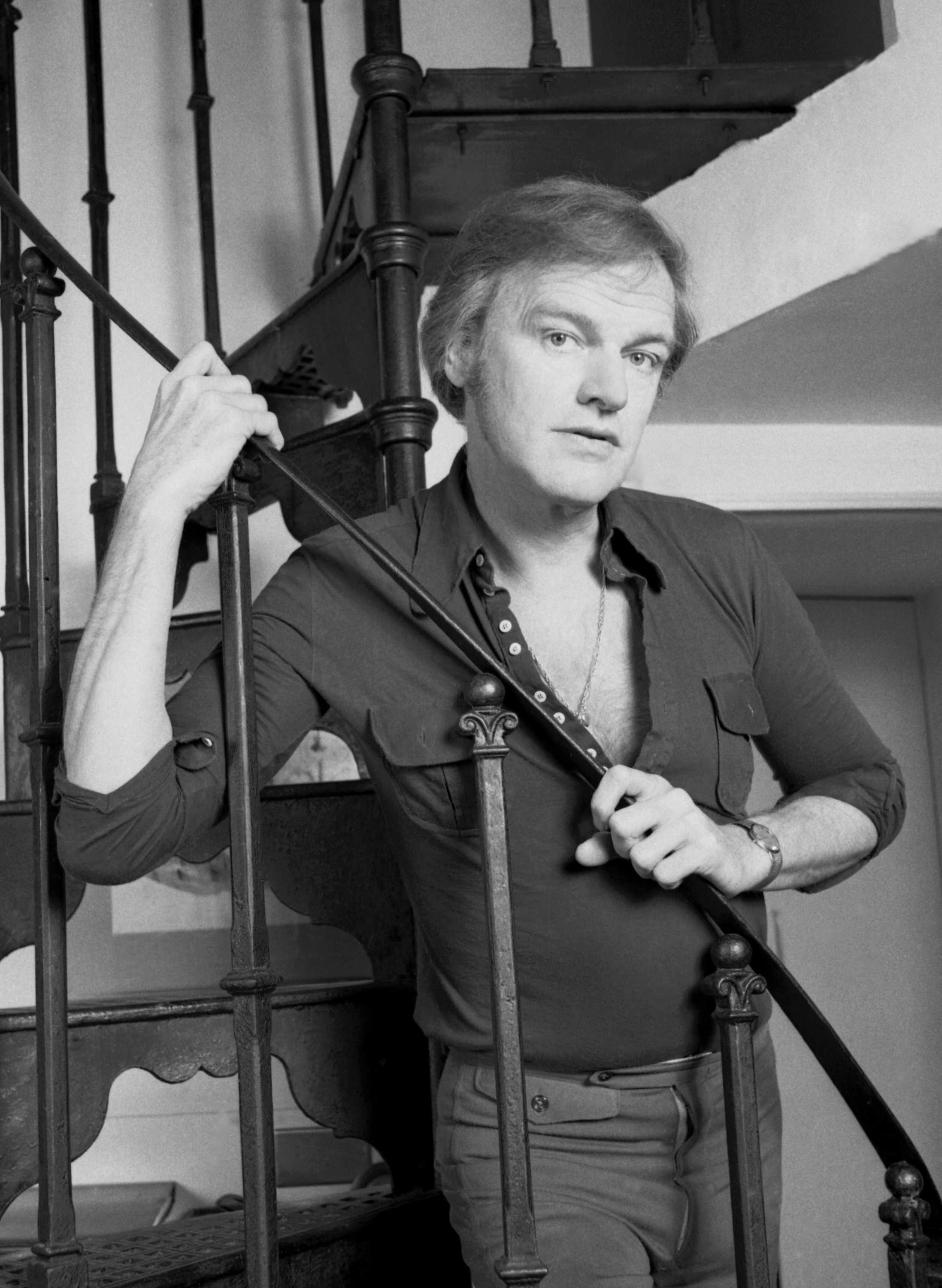 South Australian actor Keith Michell dies aged 88 - ABC News