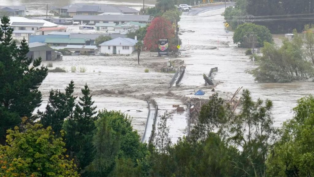 Footage reveals devastating impact of landslides in NZ town of Muriwai ...