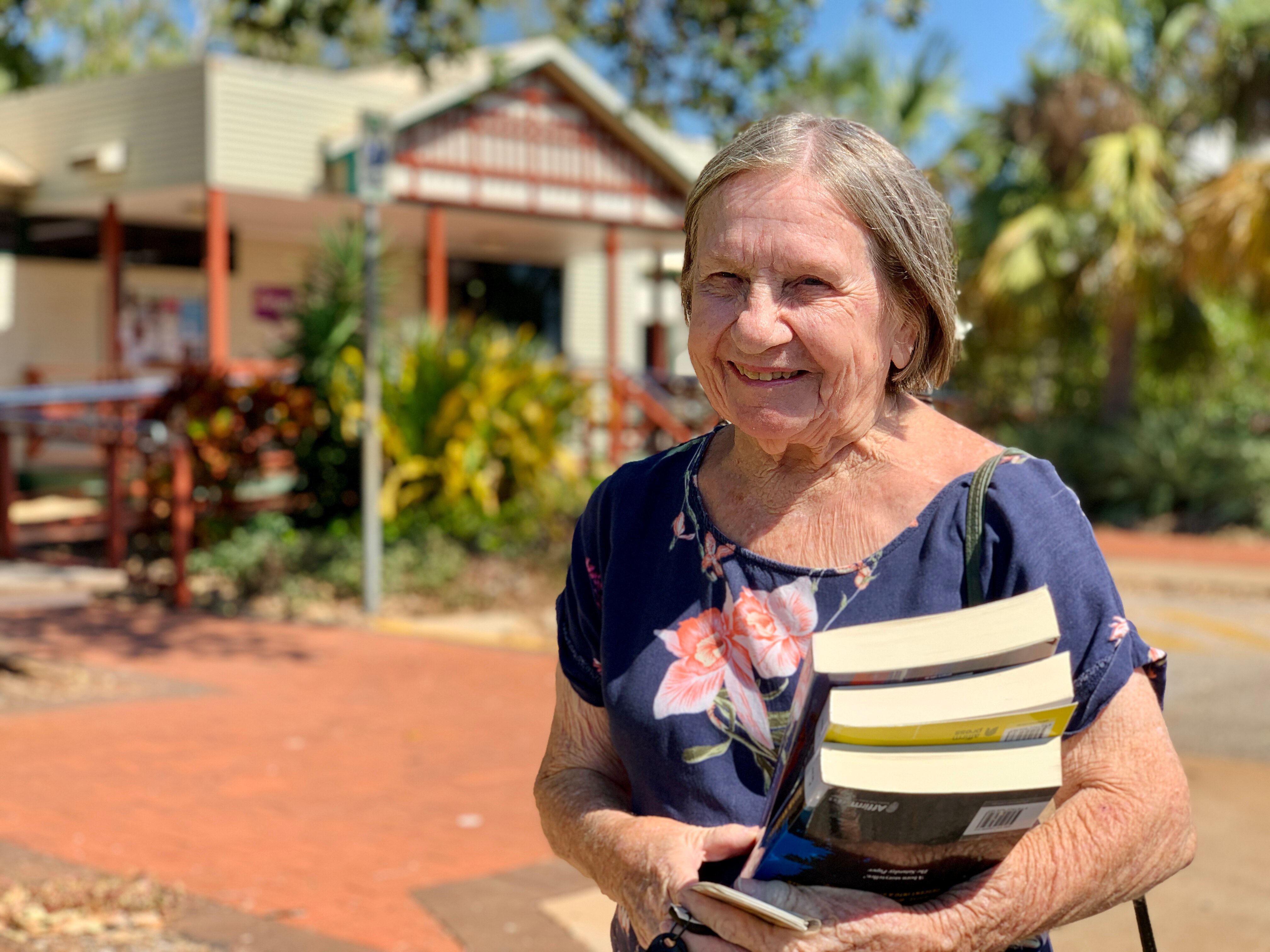 Private security guard numbers are increasing. What's behind the trend ...