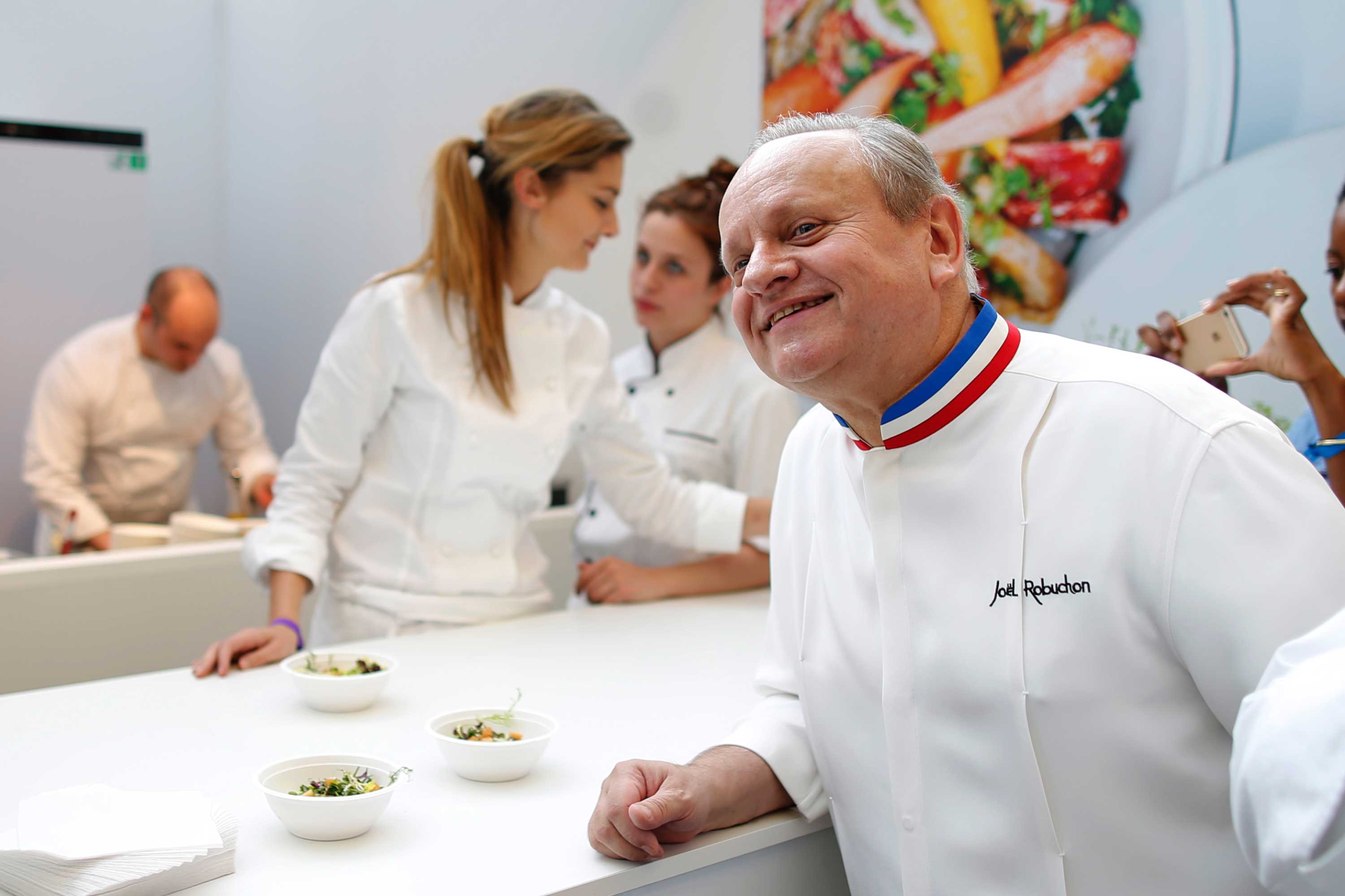 'Chef of the century' Joel Robuchon, Michelin-star restauranteur, dies ...