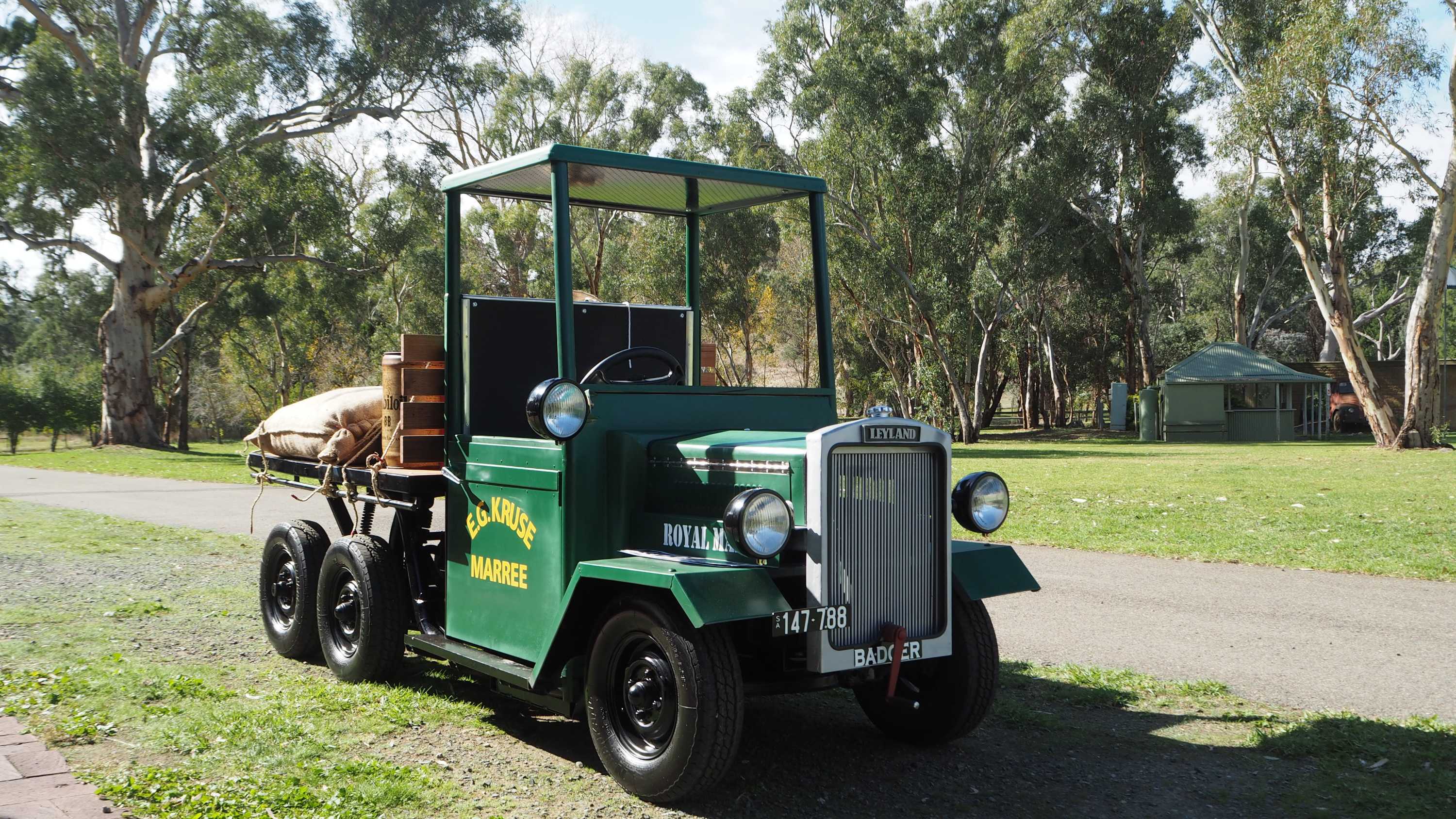 Regional Drive Great Builds: famous outback mail carrier's truck ...