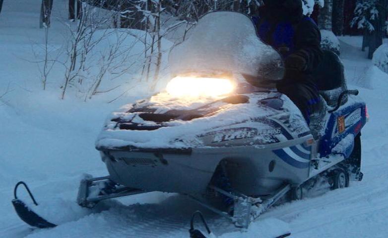 Australian man dies, woman injured in snowmobile accident in Canada ...