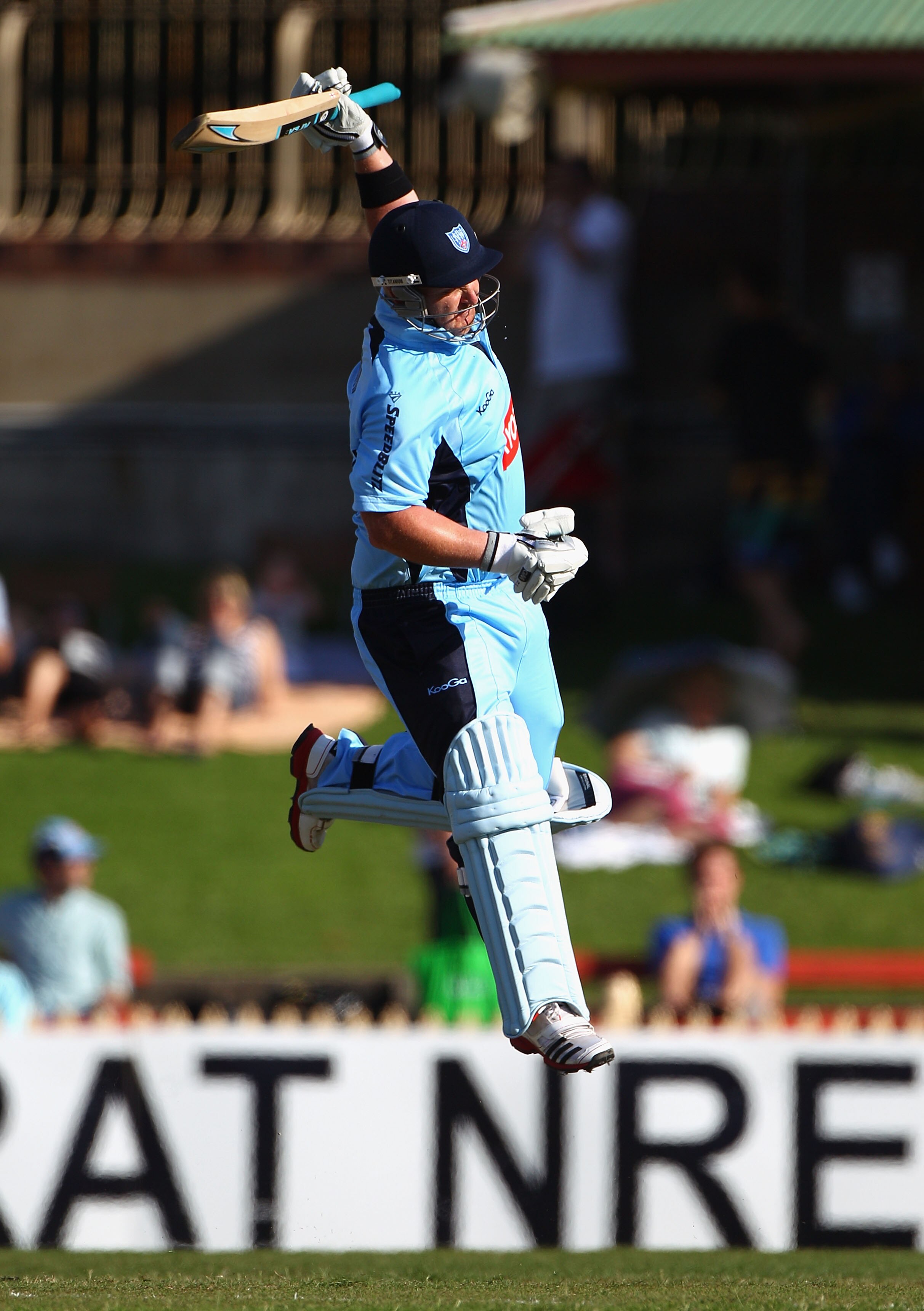 Smith guides Blues past Vics - ABC News