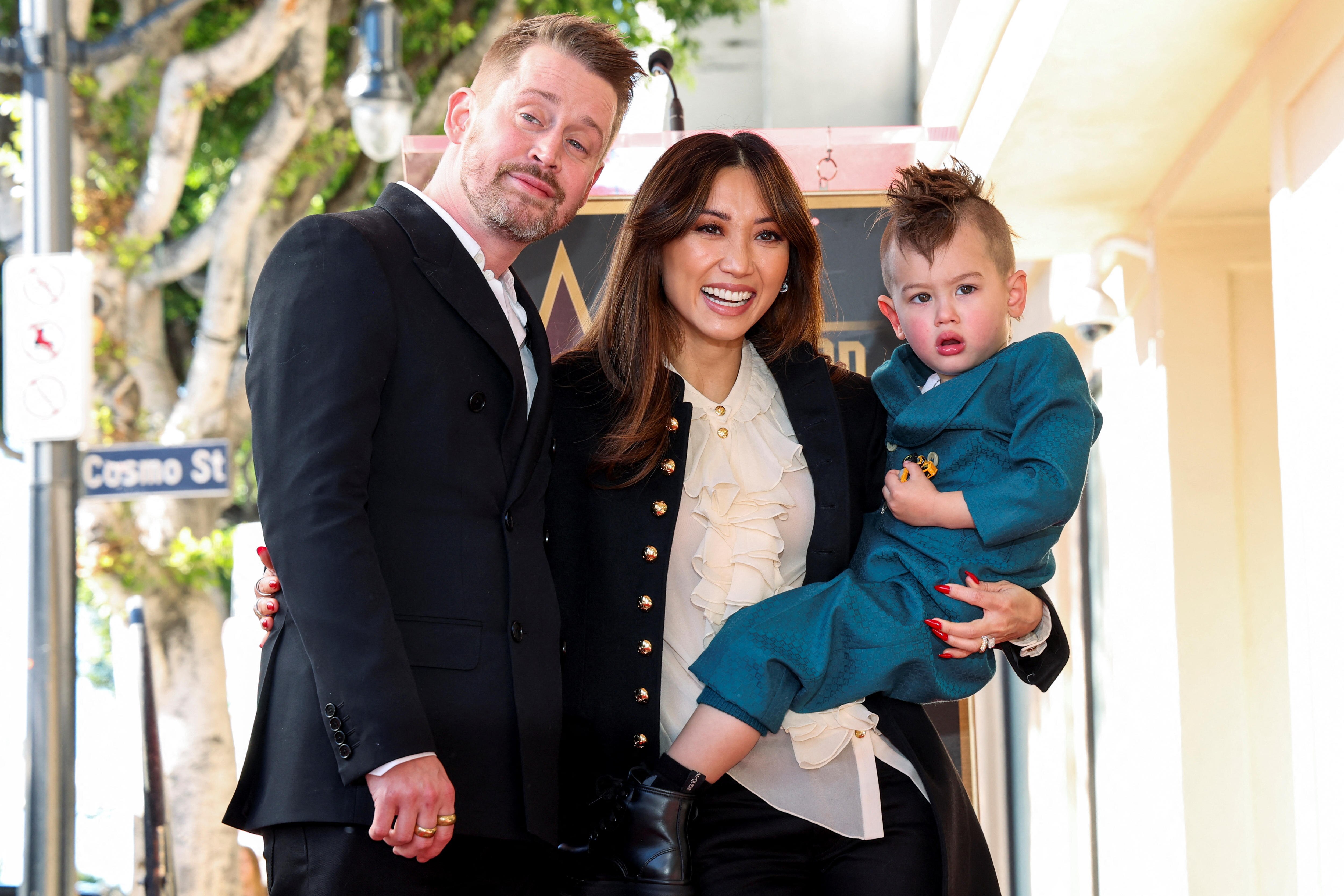 Home Alone stars Macaulay Culkin and Catherine O'Hara reunite at ...