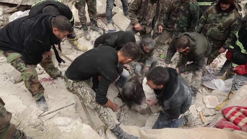 Tens of thousands of people left homeless after deadly quakes in ...