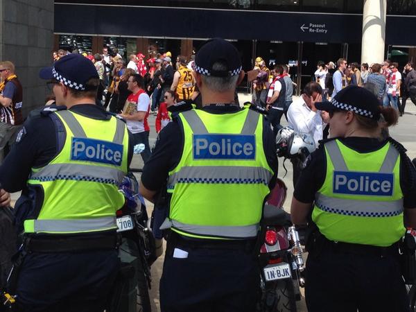 Victoria election 2014: Coalition to employ cyber crime police ...