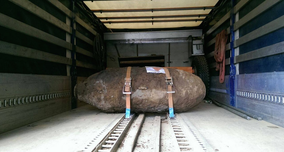 German city evacuates 20,000 people to defuse World War II bomb - ABC News