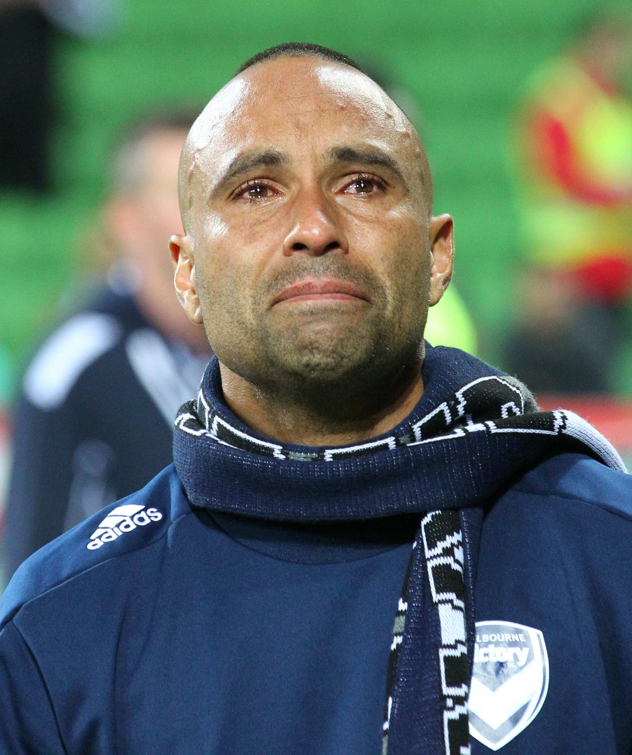 Archie Thompson salutes Melbourne Victory fans in emotional send-off ...