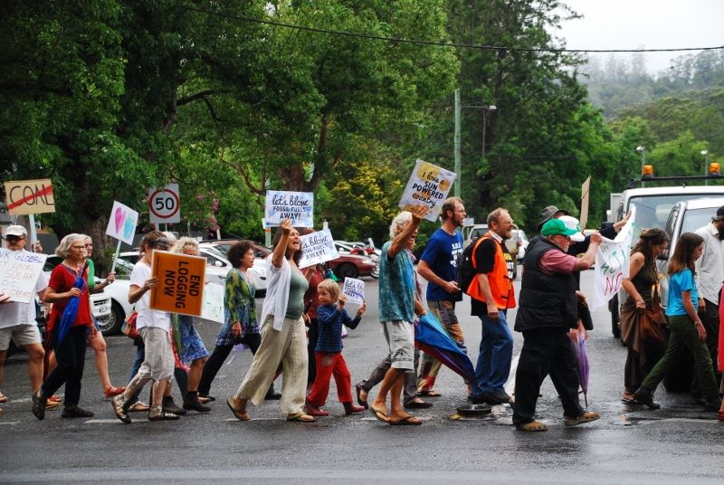 Mid North Coast rallies for action on 'climate change' - ABC News
