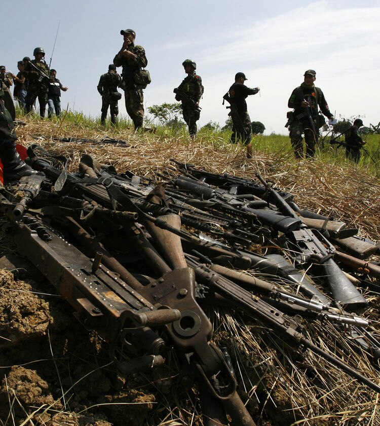 Massive ammo cache seized in Philippines - ABC News