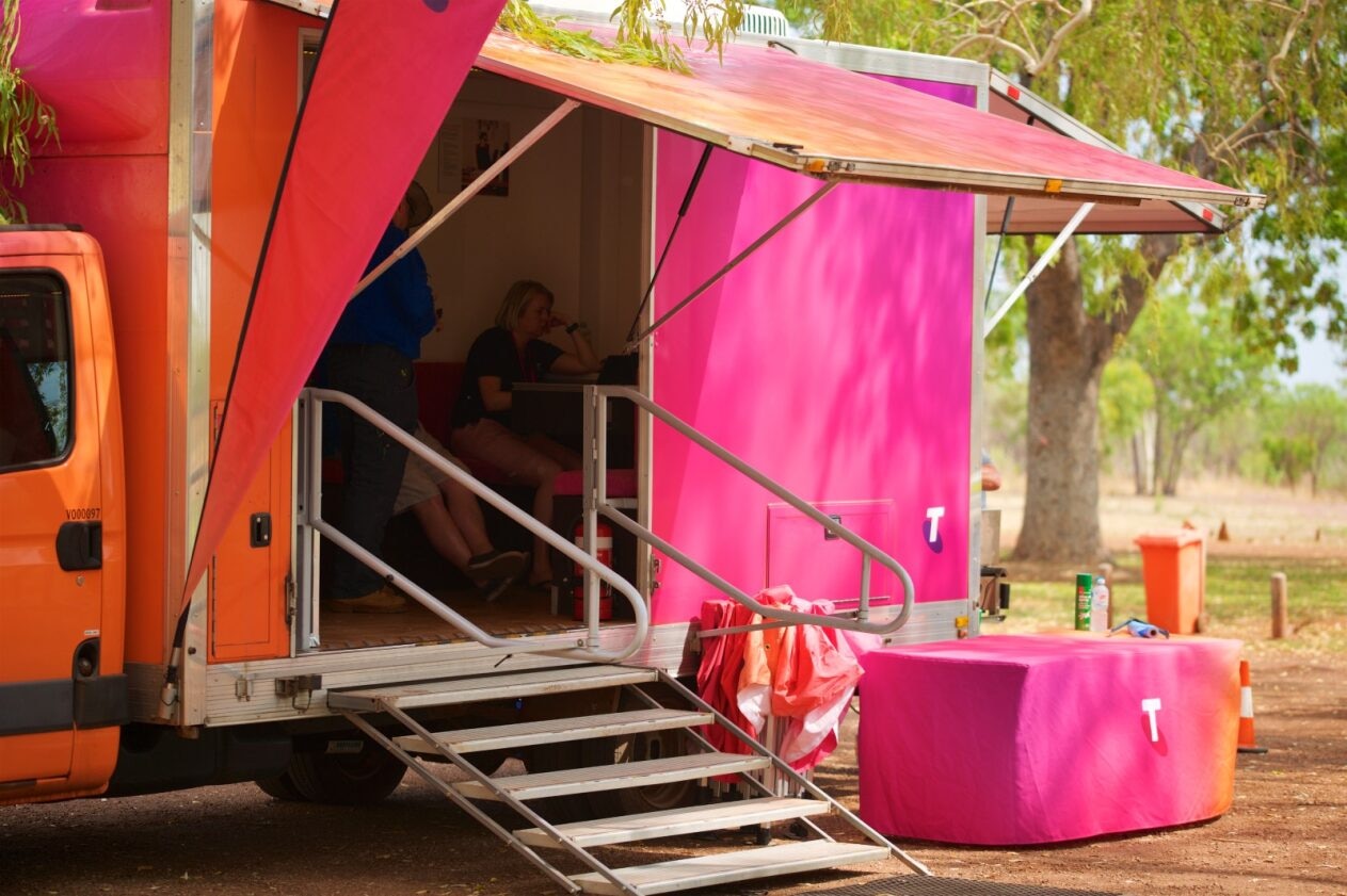 Telstra's 'pink bus' service accused of not fully informing Indigenous ...