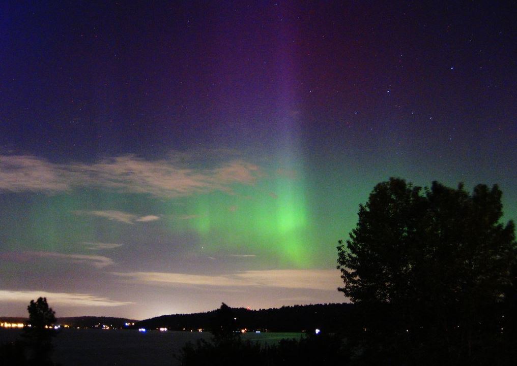 Aurora Borealis: Seattle residents treated to spectacular display of ...