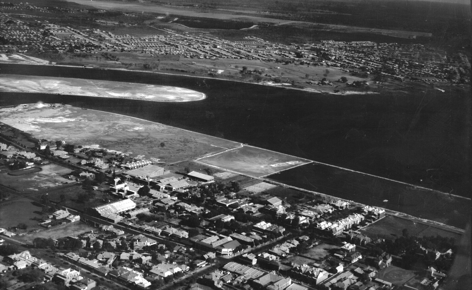 City of Perth foreshore plan could see Riverside Drive re-routed, but ...