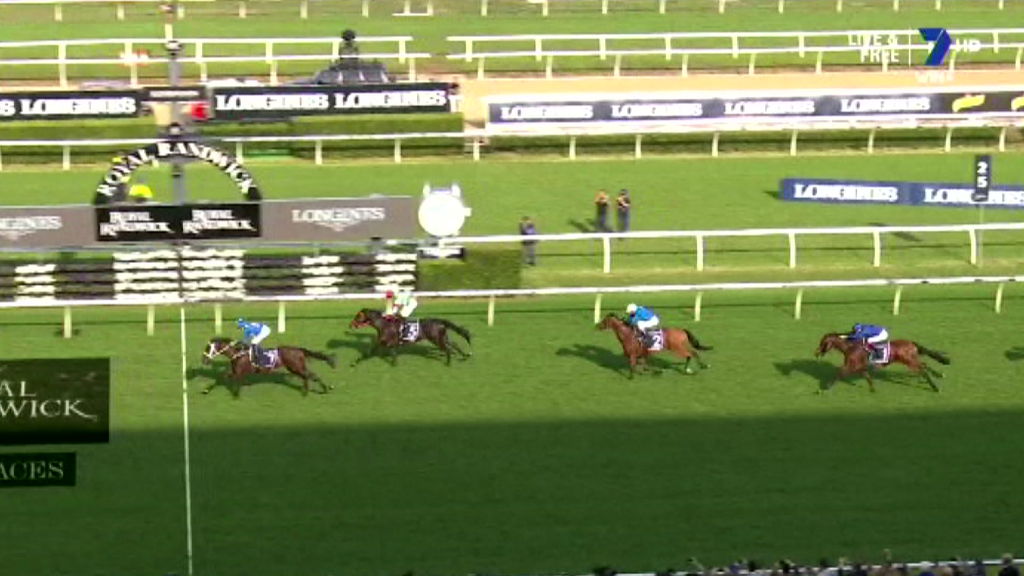 Winx wins her final race in Queen Elizabeth Stakes - ABC News